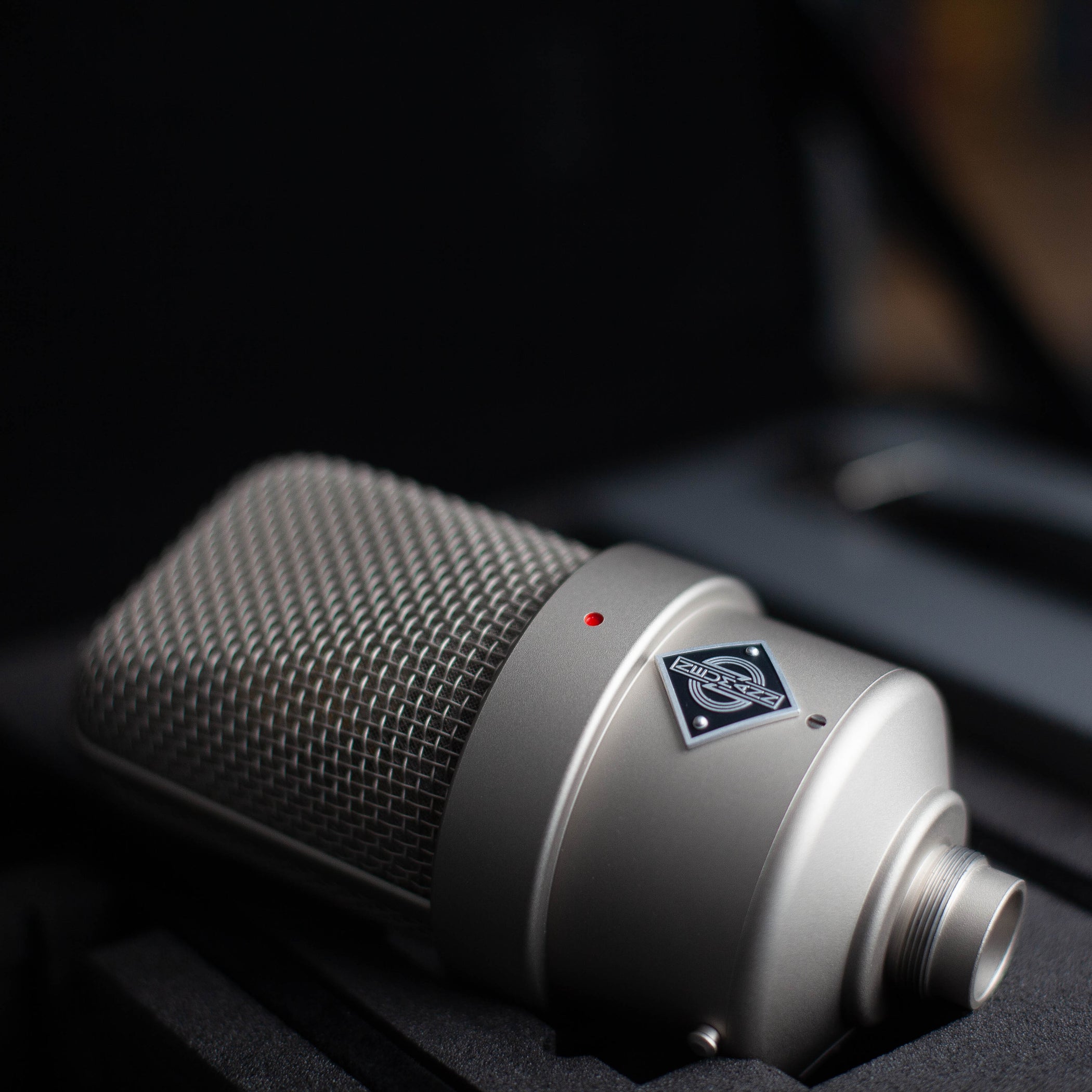 Neumann M49V Large Diaphragm Condenser Microphone (B-Stock) — Studiocare